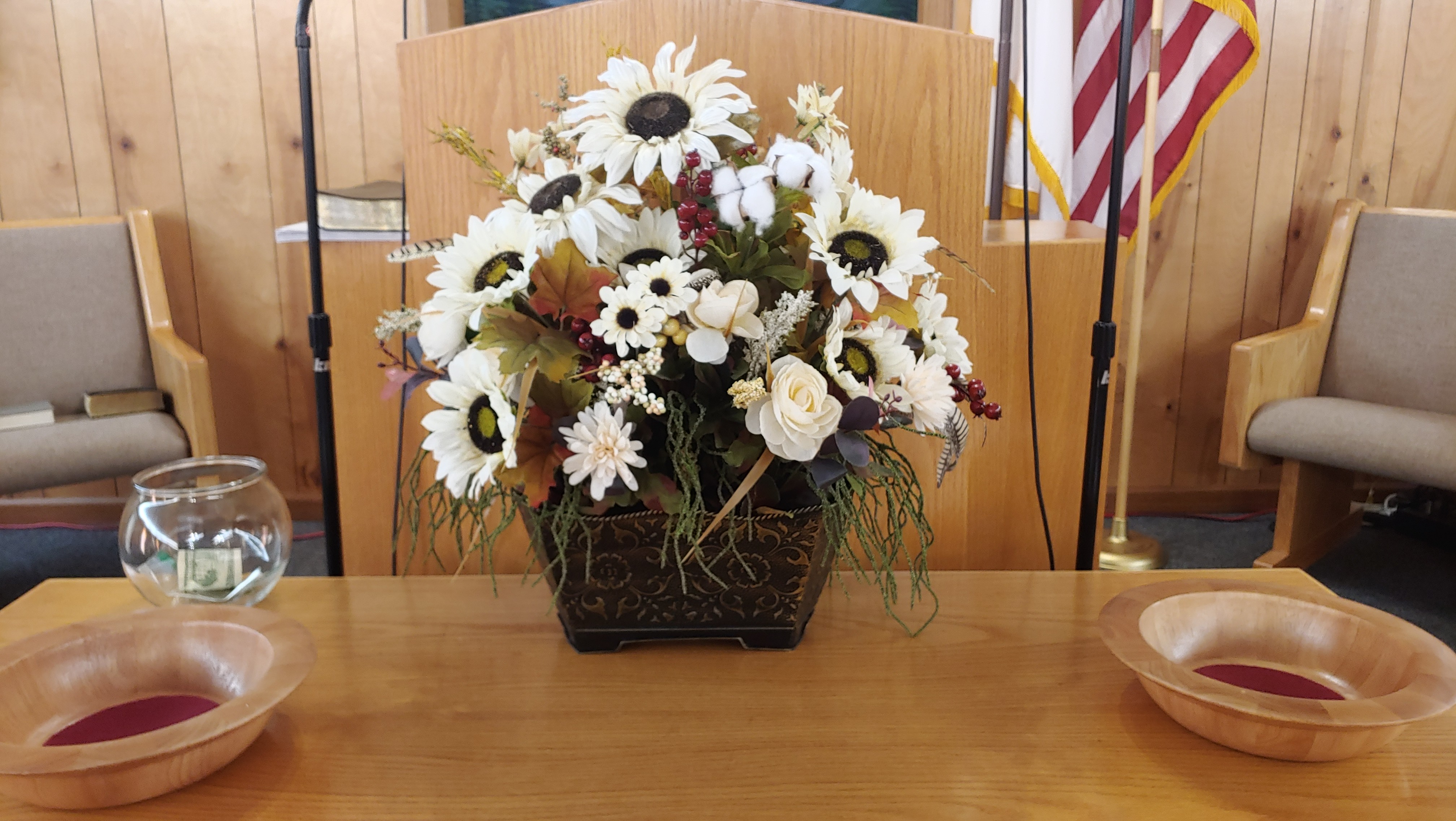 Bible Study of Leviticus 6:24 - 7:21 | The Bible Not Watered Down